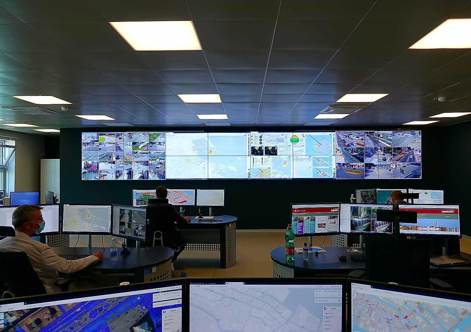 Al Tronchetto la Smart Control Room, come se Venezia fosse su Sim City ...